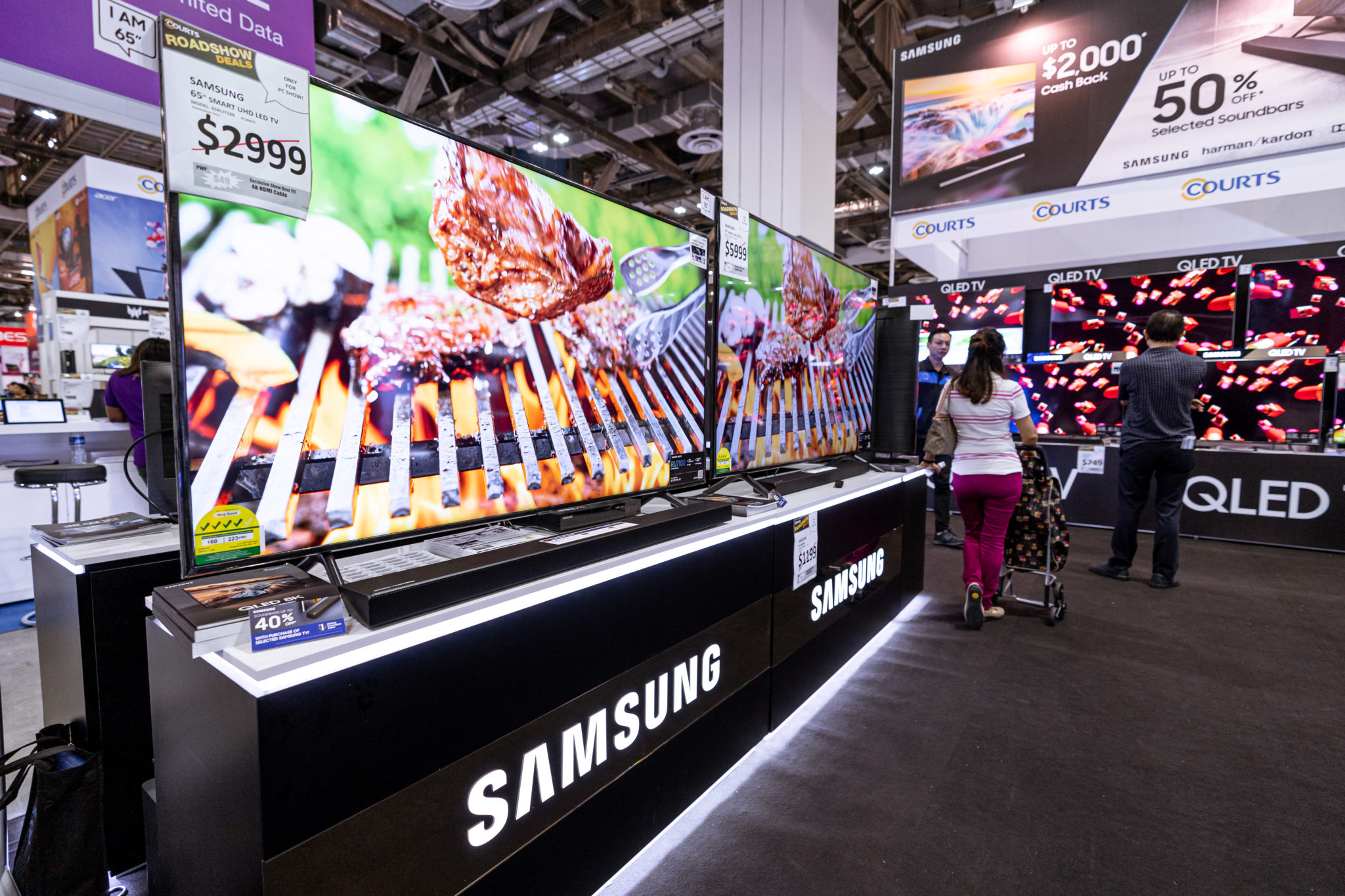 It's Gizmos Galore at Singapore's PC Show