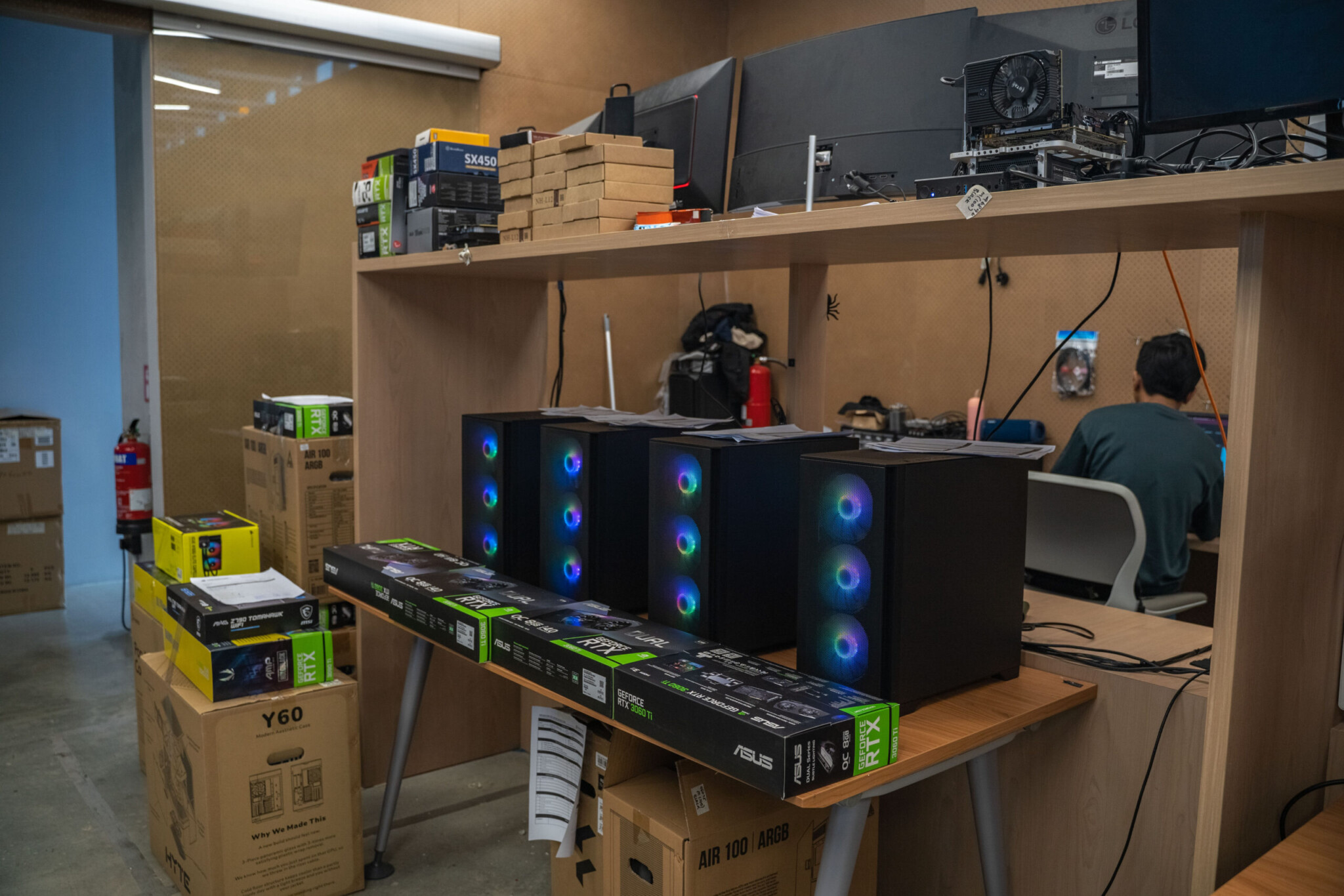 Making Your Dream PC: Behind-the-scenes of Dreamcore's PC-Building