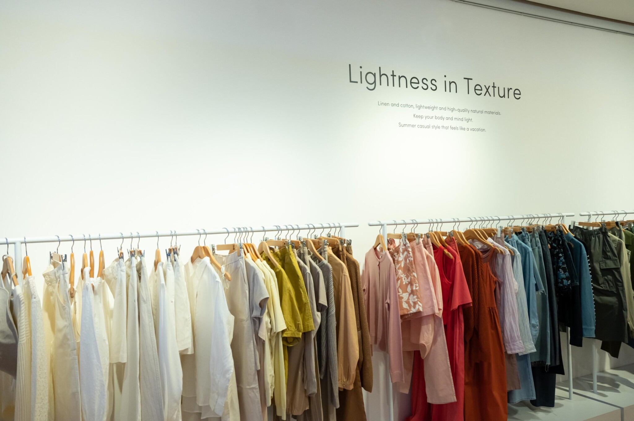 Singaporeans, Fall In for Brand New UNIQLO Spring/Summer 2024 Season Drops!