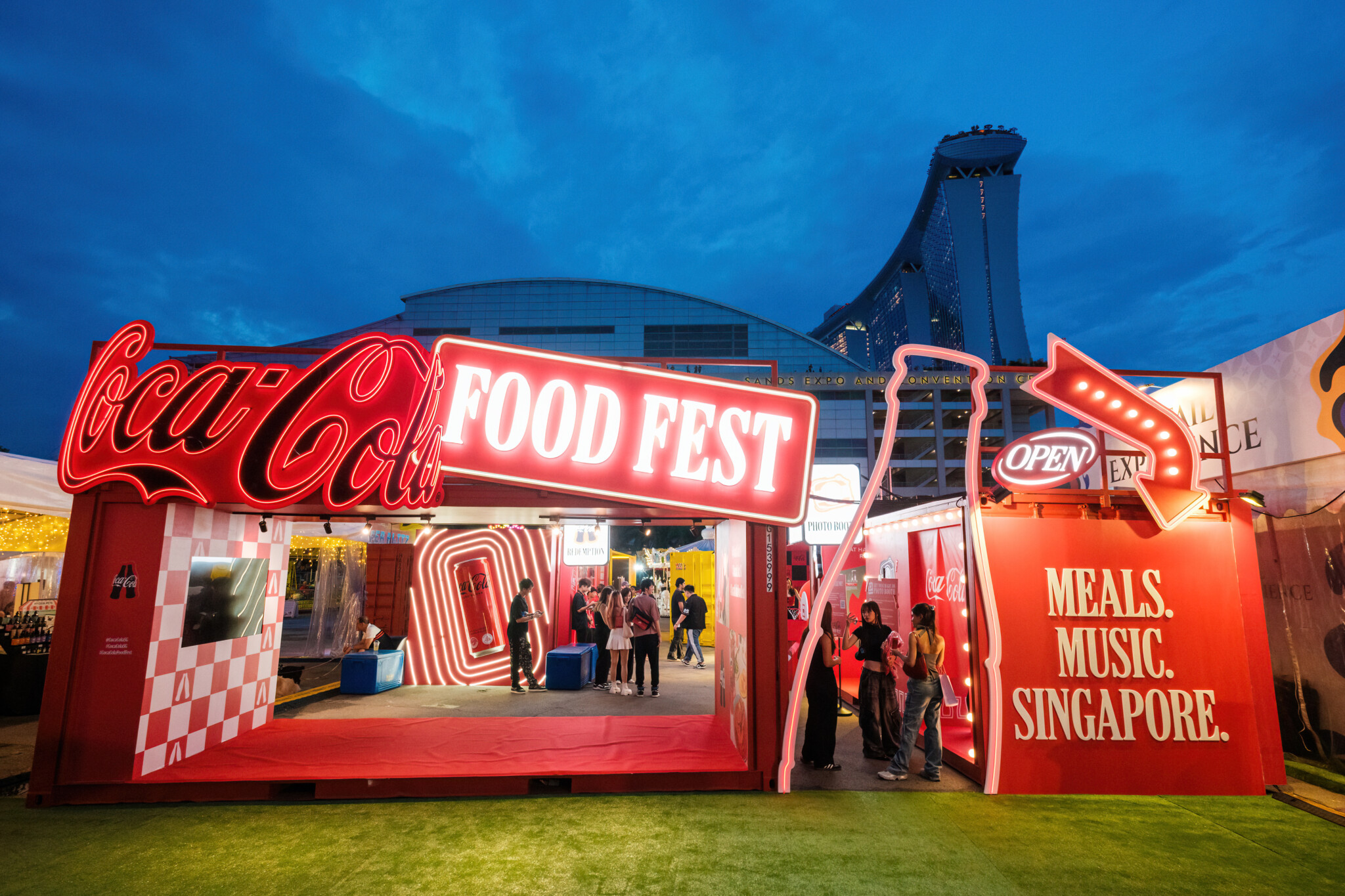 i Light Singapore 2024 and GastroBeats: Exciting Light Art, Food ...