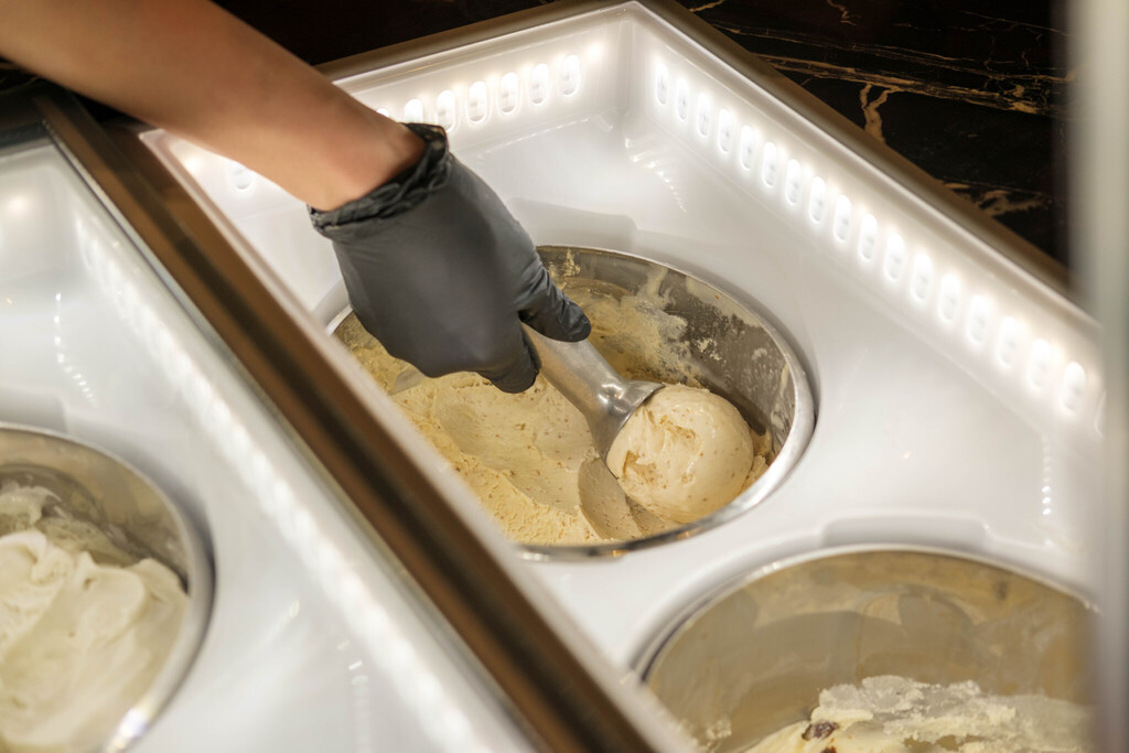 Mix and Match at Mondo with Ice Cream, Cocktails, and More!