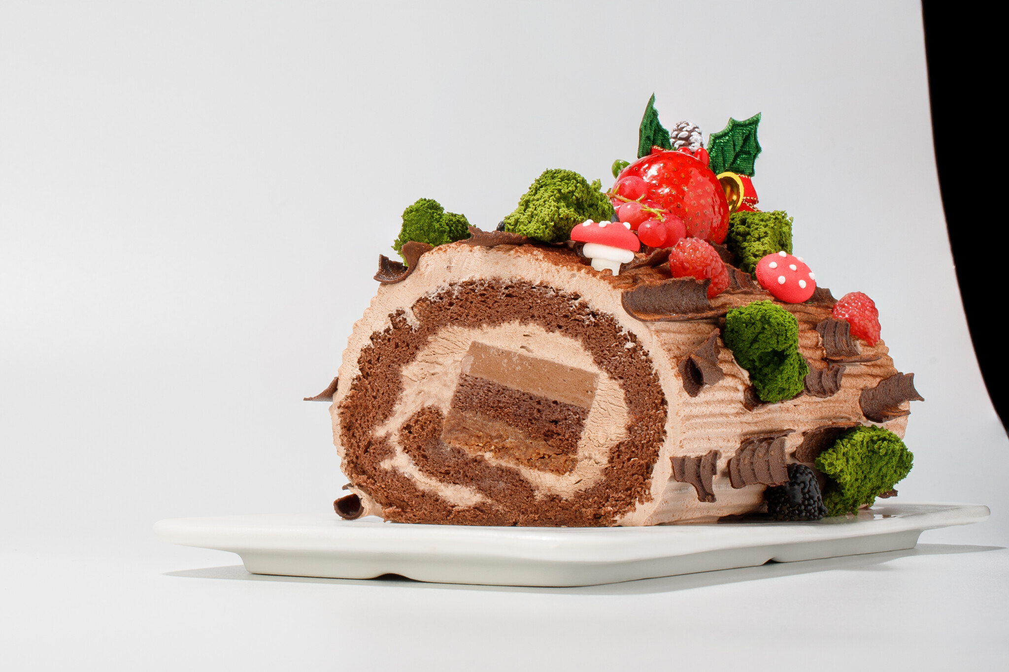 Hop Aboard BreadTalk’s Exclusive 2025 Christmas Range